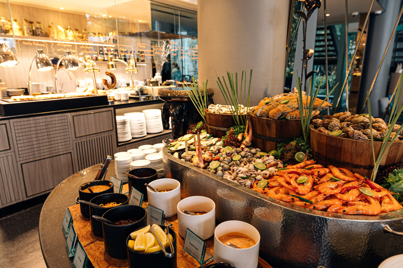 Tiket Buffet at River Barge Chatrium Hotel Riverside Bangkok Harga ...