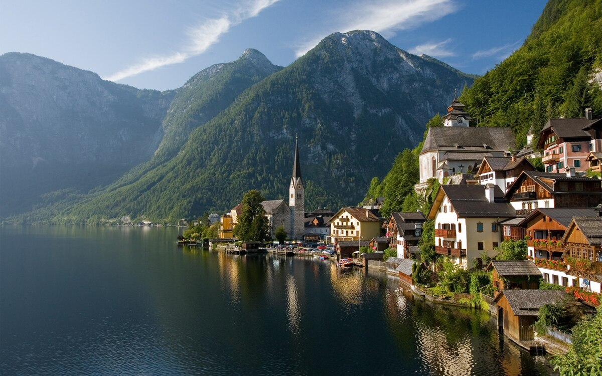 Hallstatt & Funicular & Boat Ride & Town Walk Tour from Salzburg Diskon ...