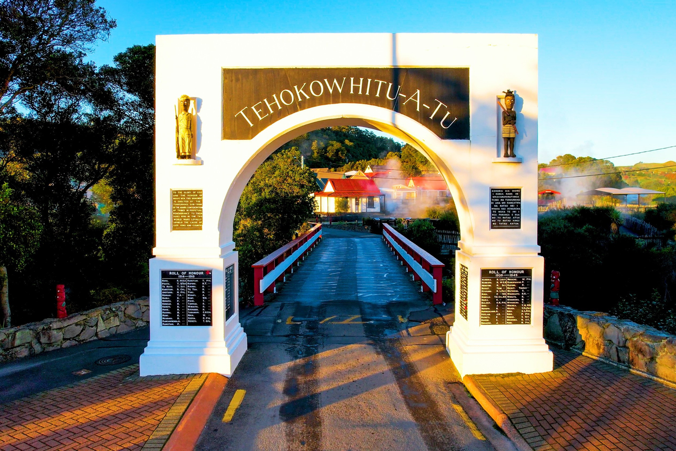 Tiket From Auckland: Rotorua Maori Village & Polynesian Spa Small Group ...