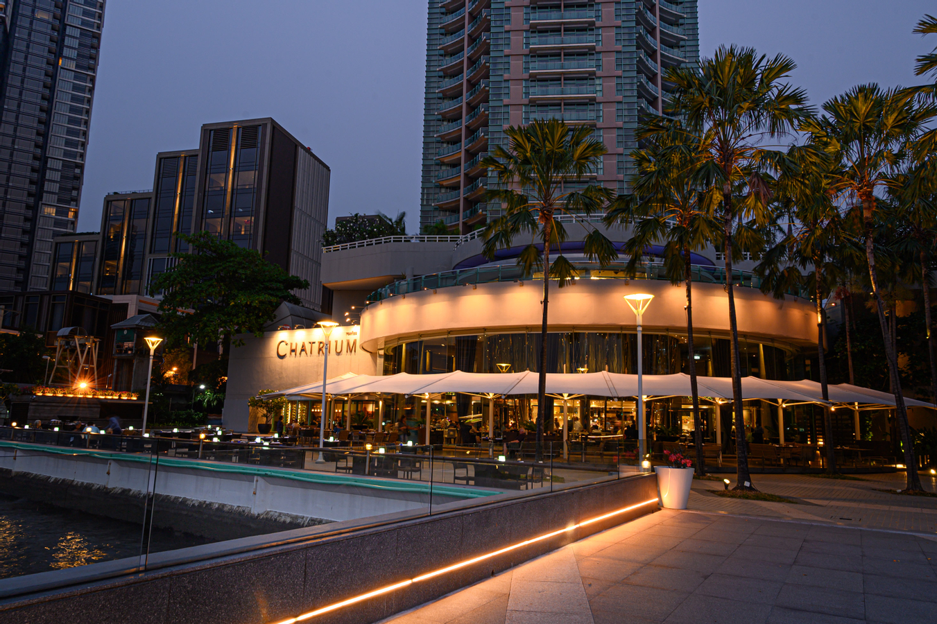 Tiket Buffet at River Barge Chatrium Hotel Riverside Bangkok Harga ...