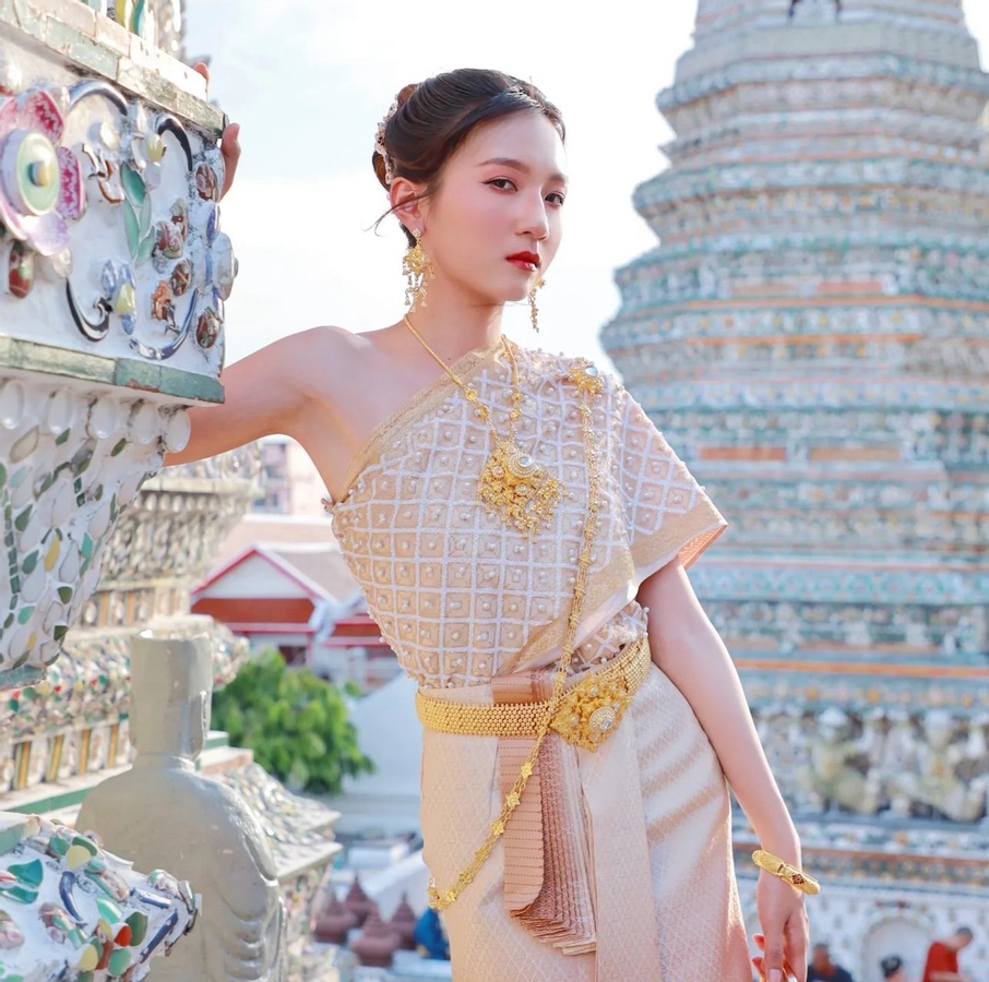 Experience traditional Thai clothes by Thai Story 50% Off Ticket Price