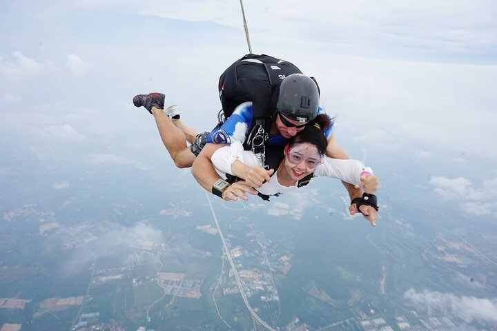 Tandem Skydiving Pattaya by Thai Sky Adventures Package - Newest Promo ...