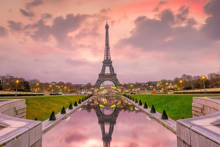 Paris Highlights Self guided scavenger hunt and Walking tour Diskon 50% ...