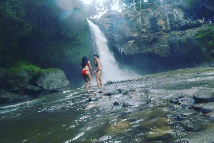 Ubud Hot Springs and Waterfall Private Guided Tour Free WiFi Diskon 50% ...