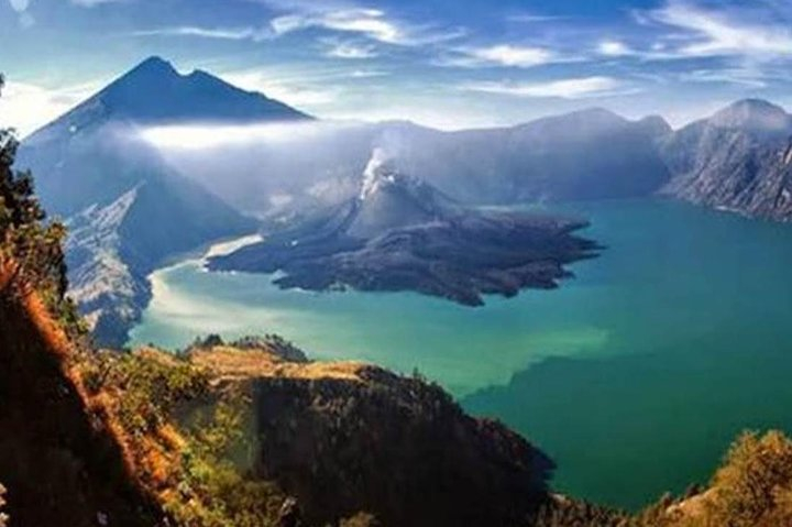 2D-1N Hiking Rinjani To Rim Senaru - Dewa Trekking Diskon 50% Paket Tur
