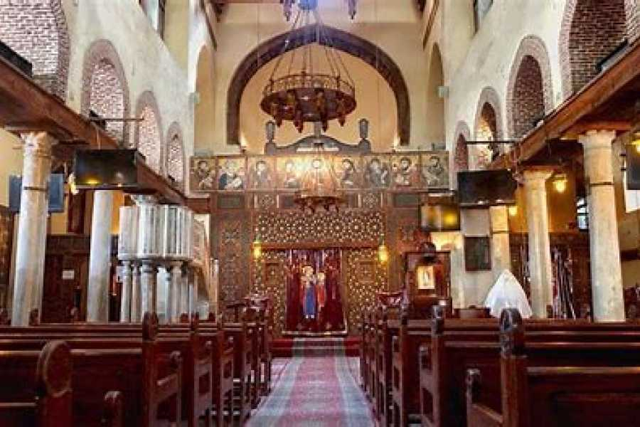 Giza Pyramids, Egyptian Museum, and Coptic Cairo with Lunch Diskon 50% Paket Tur