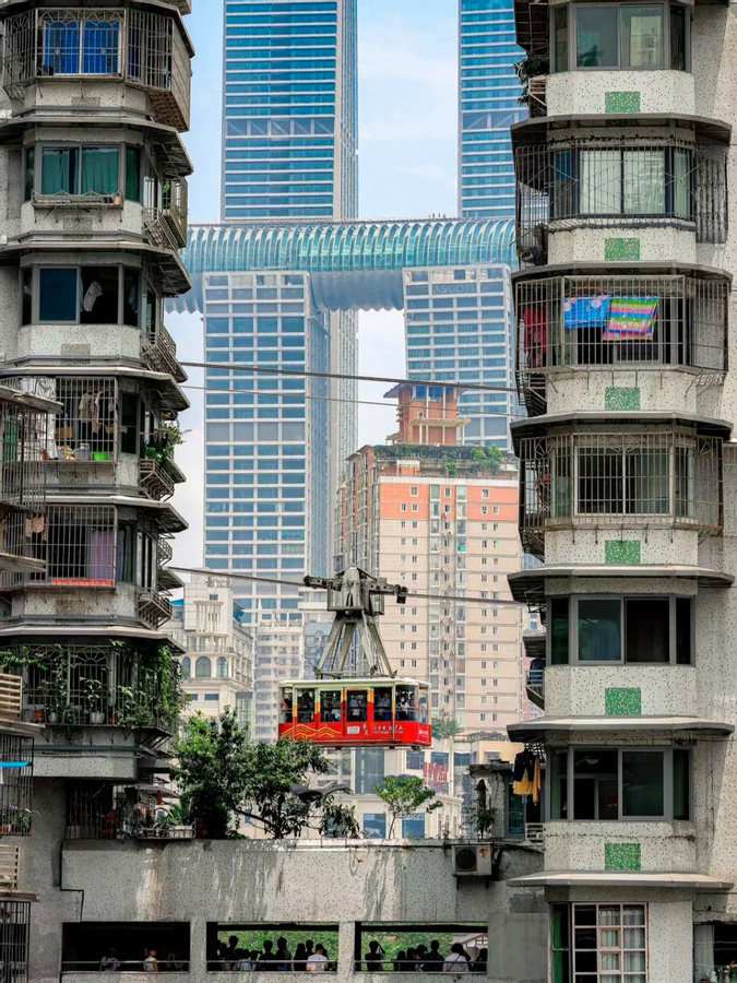 Tiket Chongqing Citywalk One-Day Private Tour Cyberpunk 8D Mountain ...