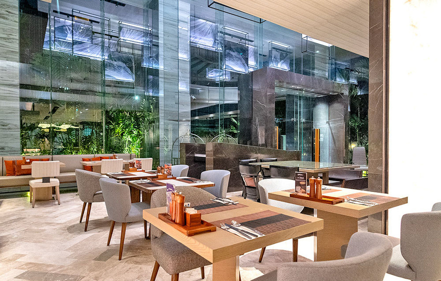 Get Ticket OPEN Bar at DoubleTree by Hilton Bangkok Ploenchit Promo ...