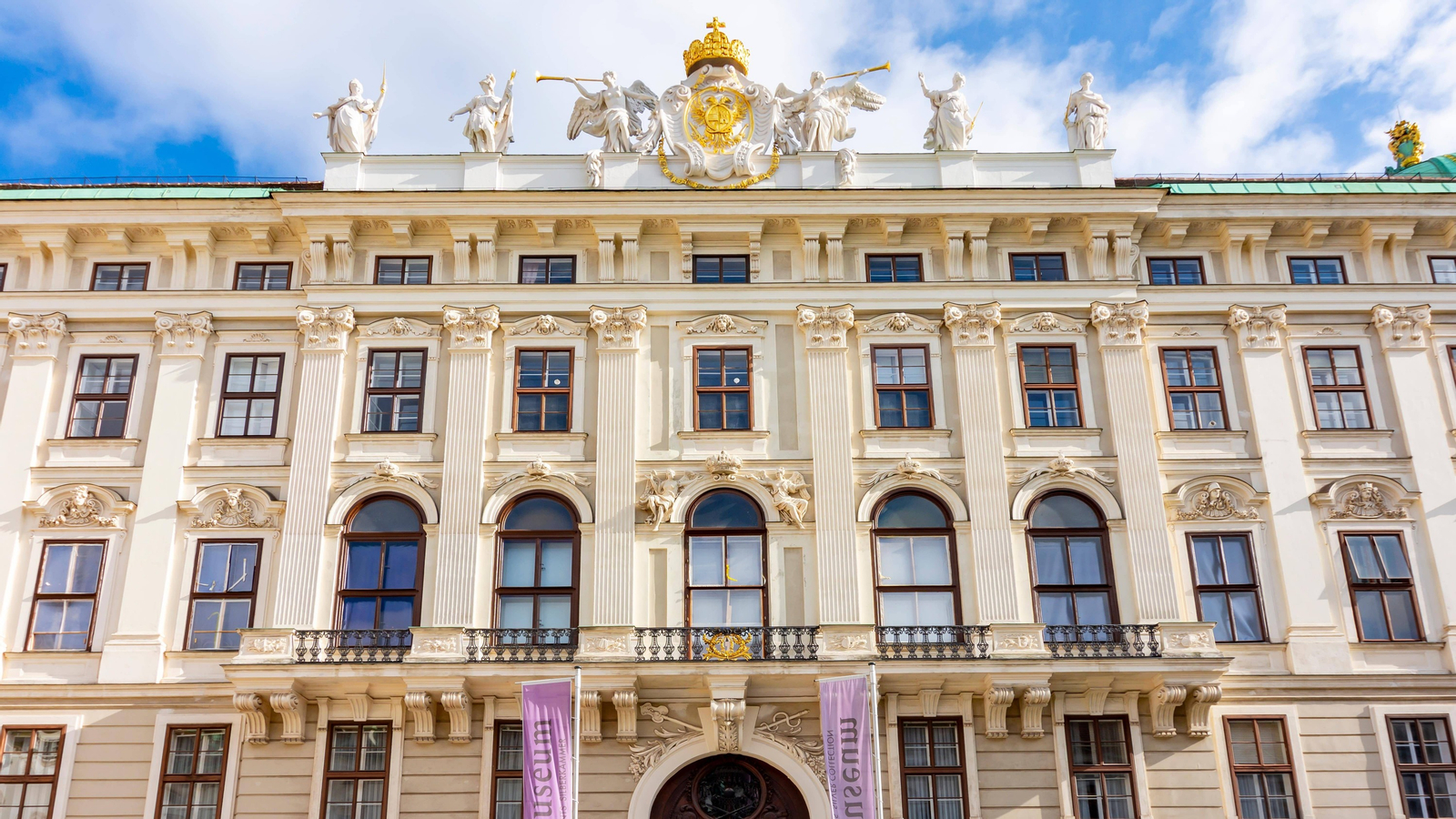 Tiket Empress Sisi Museum and Hofburg Courtyards tour in Vienna Harga ...