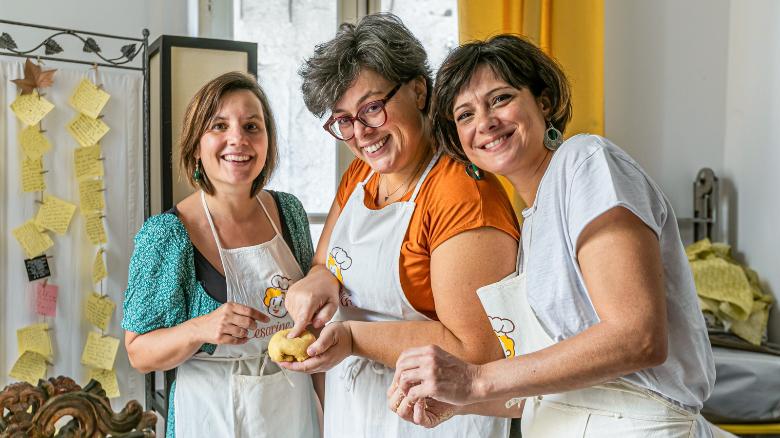 Tiket Pasta and tiramisu cooking class in Catania Harga Promo - tiket.com