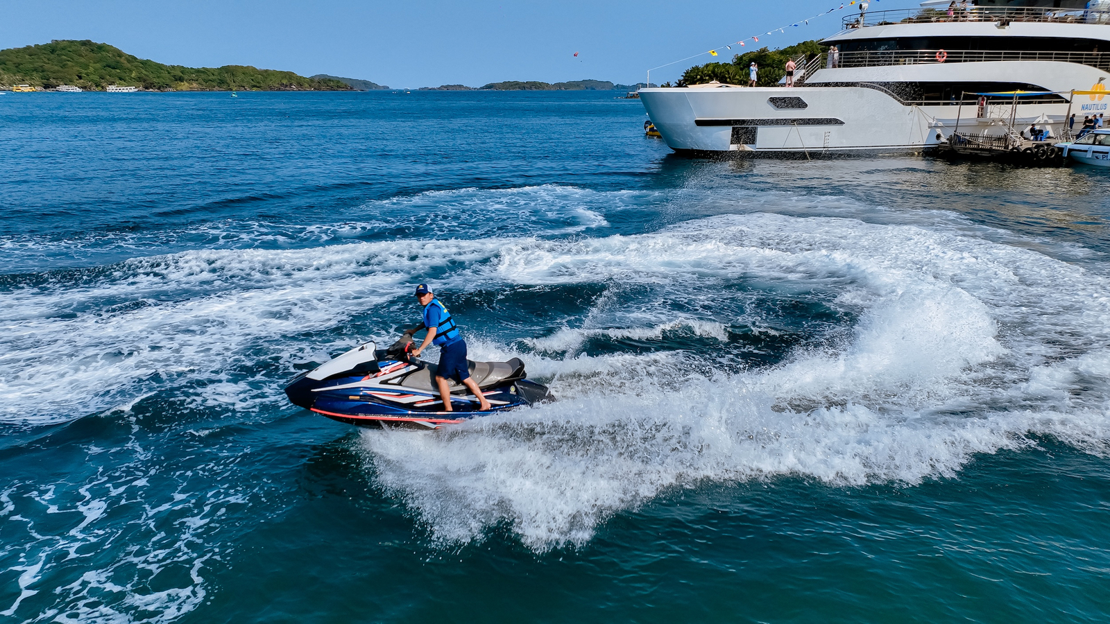 Tiket Experience Sea Sports at Nautilus Namaste Cruise & Canoe transfer ...