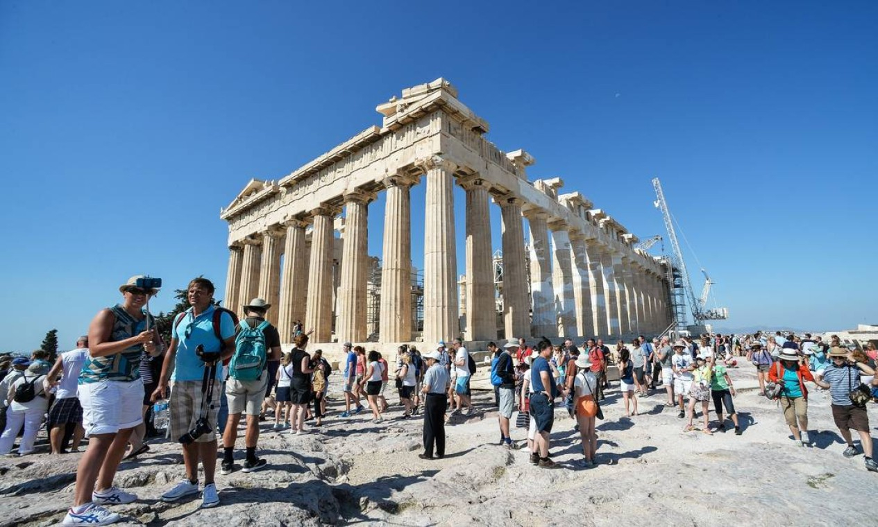 Tiket Athens City Tour with Acropolis - A Journey Through Time Harga ...