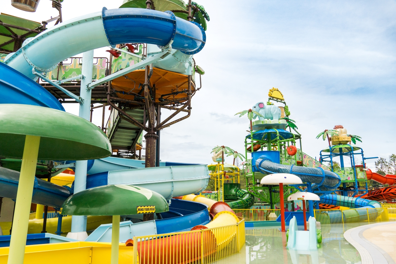 Get Ticket Big Bucket Splash Waterpark Ticket at Gamuda Luge Gardens ...
