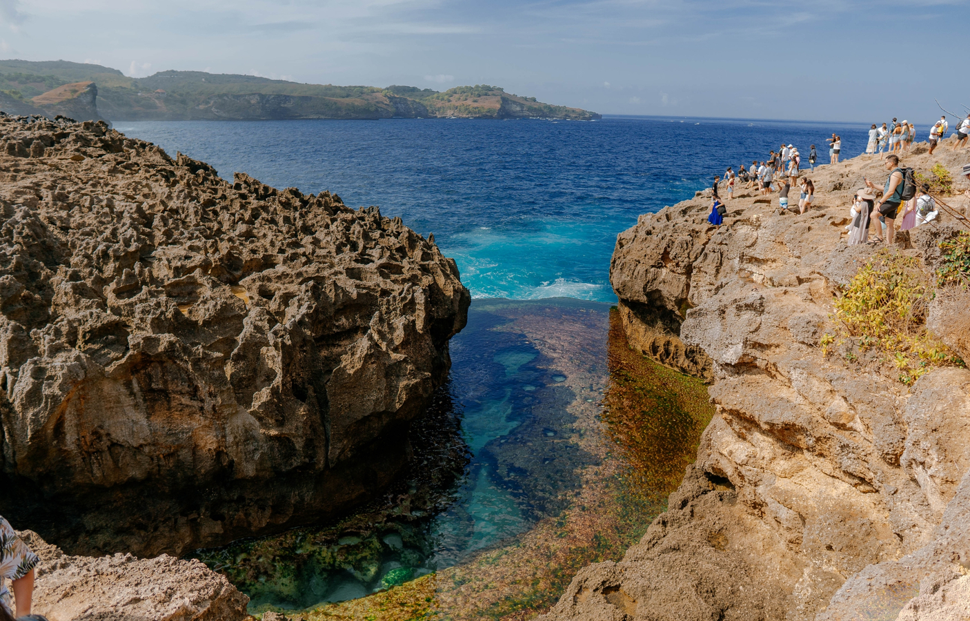 Tiket West & East Nusa Penida Highlights Day Tour from Bali Harga Promo ...
