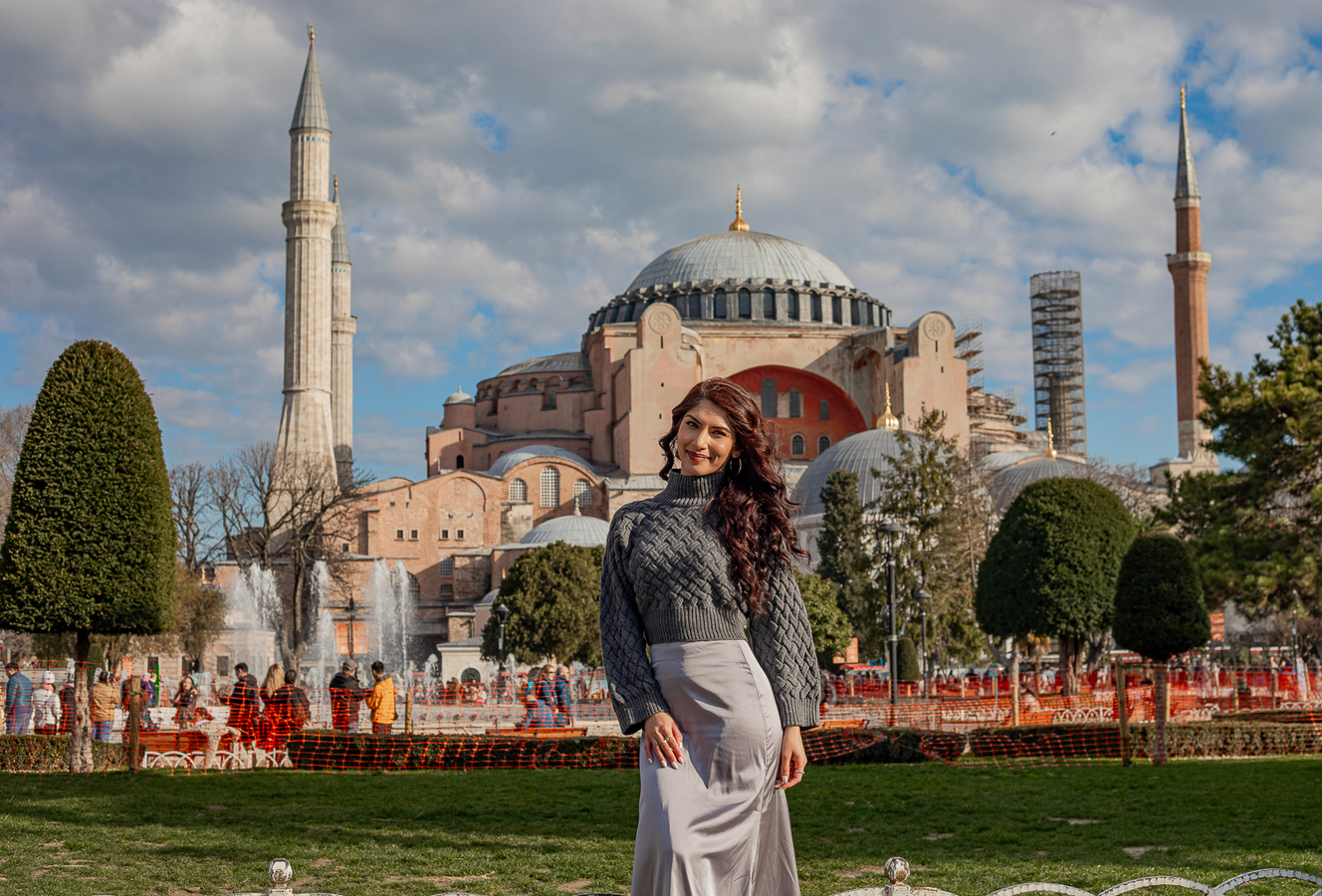 Tiket Istanbul Photoshoot Tour Hagia Sophia & Blue Mosque Harga Promo ...