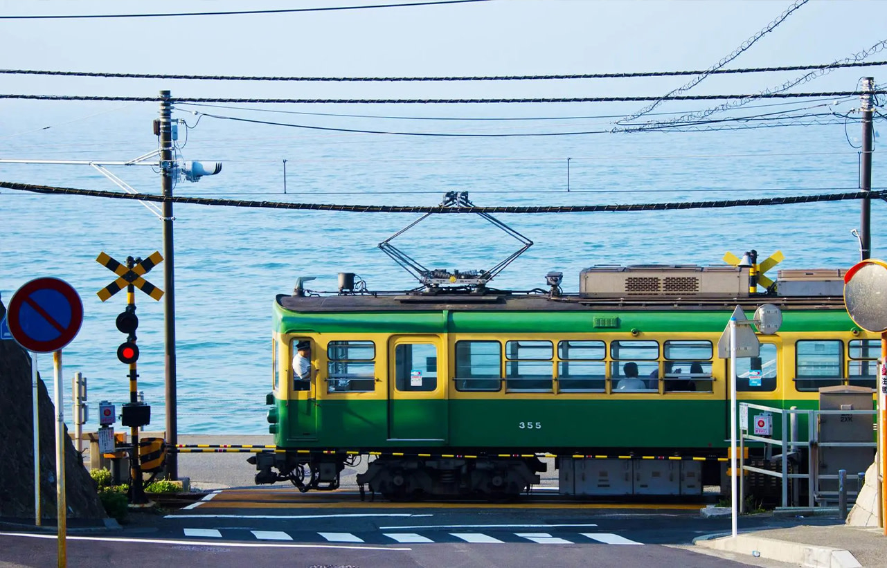 Kamakura & Enoshima & Tsurugaoka Hachimangu Shrine Day Tour 50% Off ...