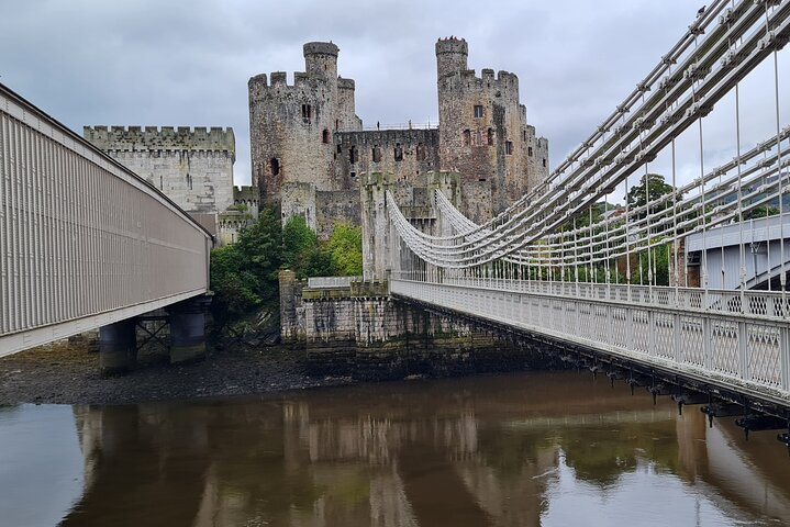 Tiket Conwy Town & Castle exterior open group tour with official guide ...