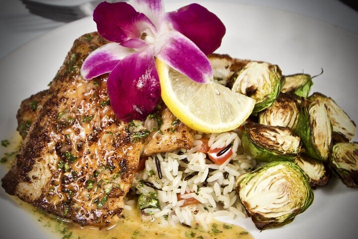 Tiket 3 Hour Sunset Dinner Cruise by Solaris Yacht in Miramar Beach ...