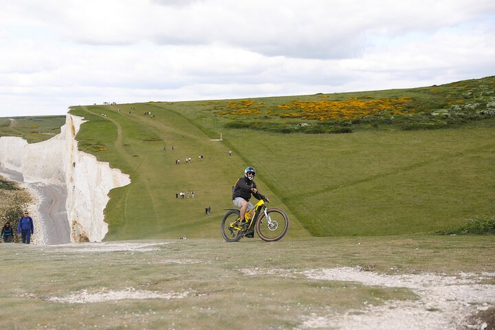 Tiket E-Bike & Mini Bus Seven Sisters Harga Promo - tiket.com