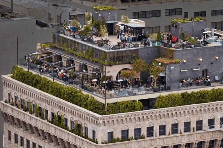 Tiket Downtown Broadway Speakeasy Rooftop Bar Nightlife Cocktail Tour ...
