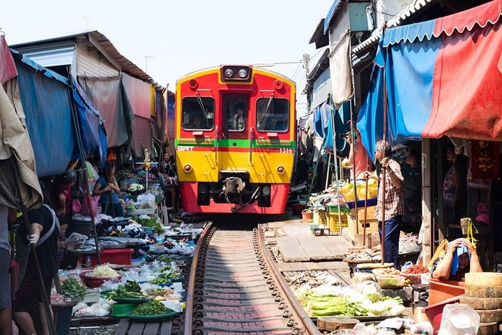 Full-Day Floating Market and Maeklong Railway Market Private Tour from ...