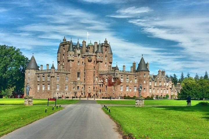 Tiket Crowning Jewels: Scone Palace, Glamis Castle, & St Andrews Harga ...