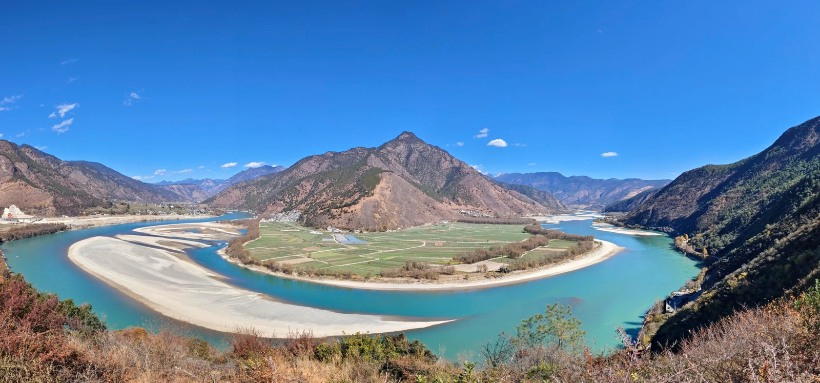 Tiket Tiger Leaping Gorge Day Tour, Yunnan (Experience the Gorge's ...