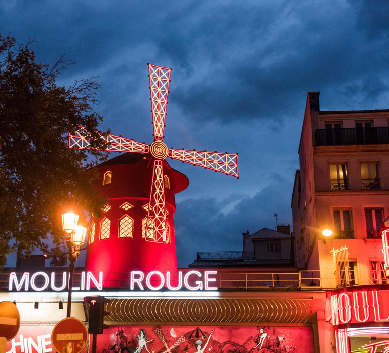 Get Ticket Paris: Big Bus Christmas Lights Night Tour by Open-Top Bus ...