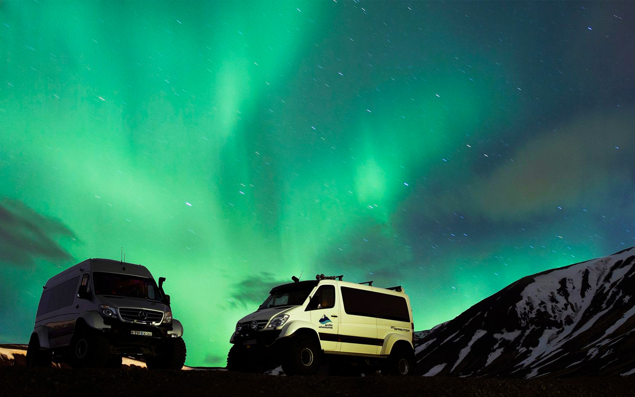 Get Ticket Iceland Northern Lights 4-Hour Exploration (Optional Chinese ...