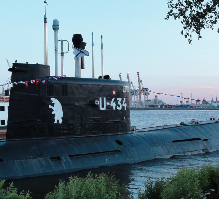 Tiket Hamburg: Reeperbahn, Port, & Fish Market Morning Tour Harga Promo ...