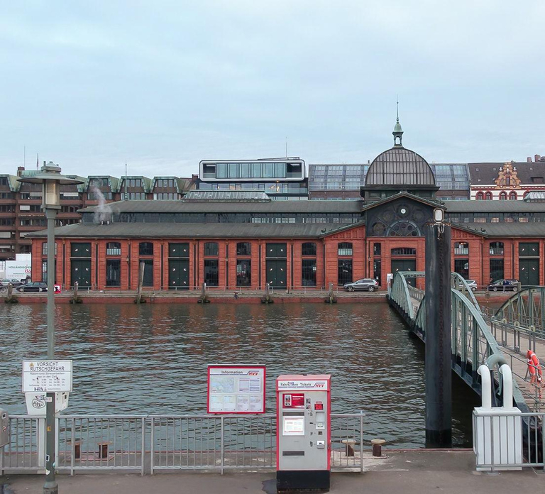 Tiket Hamburg: Reeperbahn, Port, & Fish Market Morning Tour Harga Promo ...