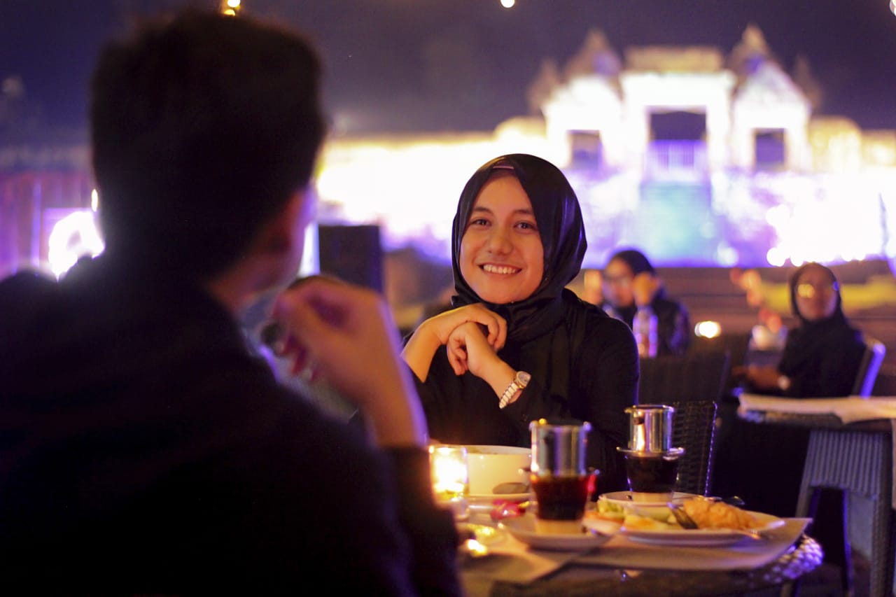 Tiket Makan Malam Romantis di Keraton Ratu Boko Harga Promo - tiket.com