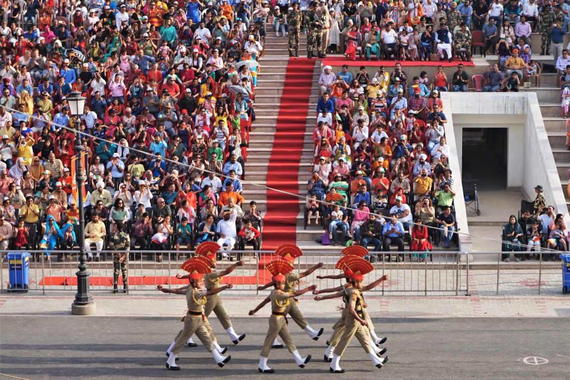 Wagah Beating Retreat Border Ceremony (with Dinner) in Amritsar 50% Off ...