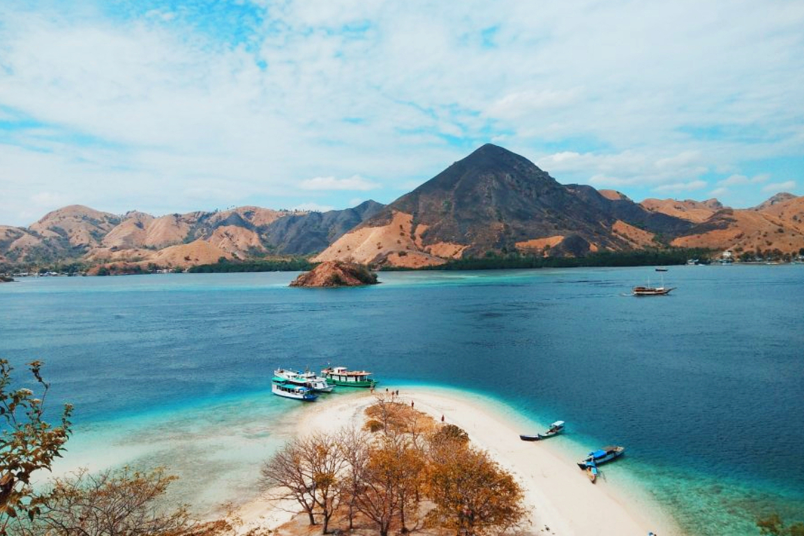 Get Ticket 3D2N Boat Tour Komodo and Rinca by Khiri Travel Promo Prices ...