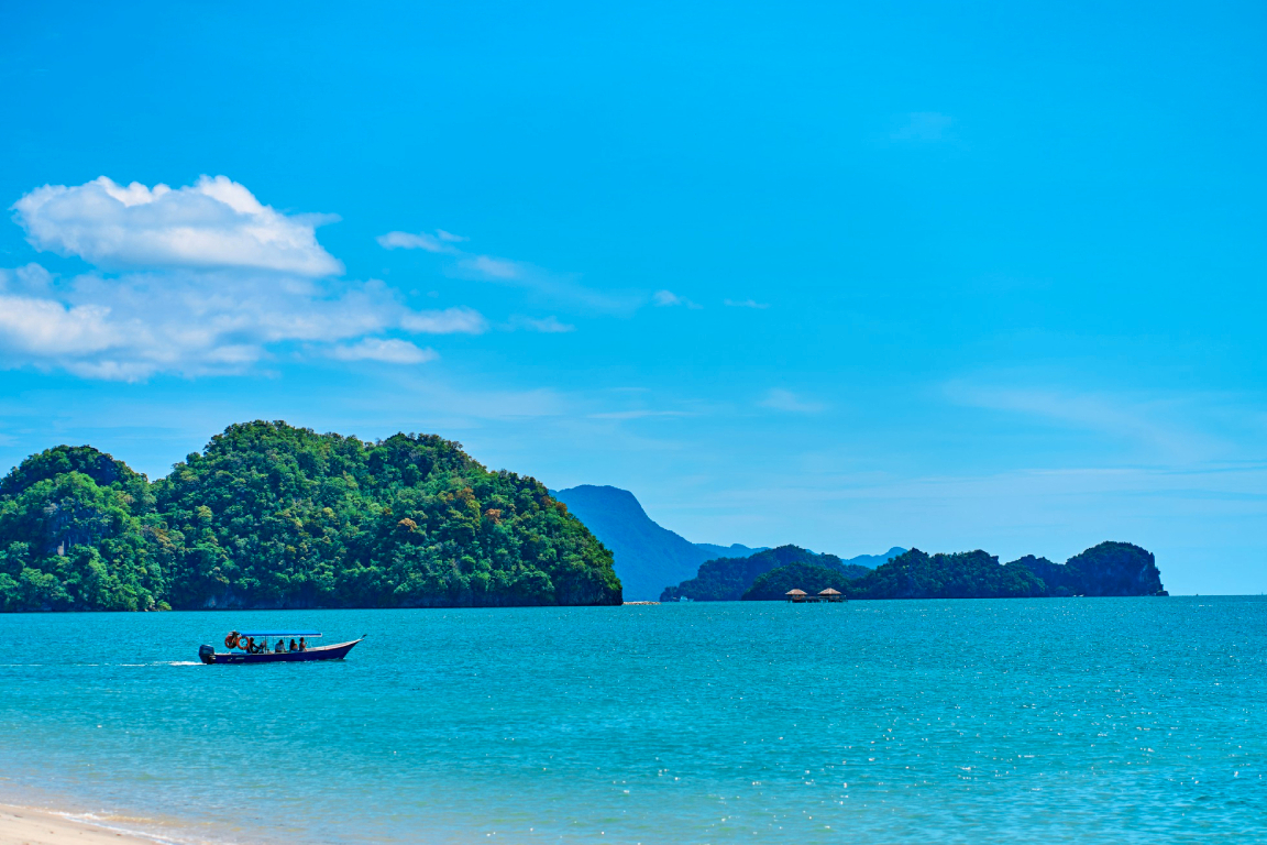 Pulau Kentut Private Snorkeling Experience in Langkawi Package - Newest ...