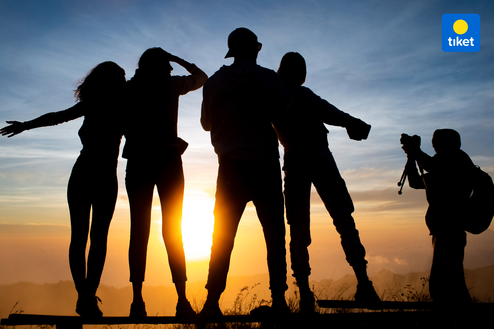 Tiket Wisata Camping di Puncak Gunung Batur by Mount Batur Sunrise ...