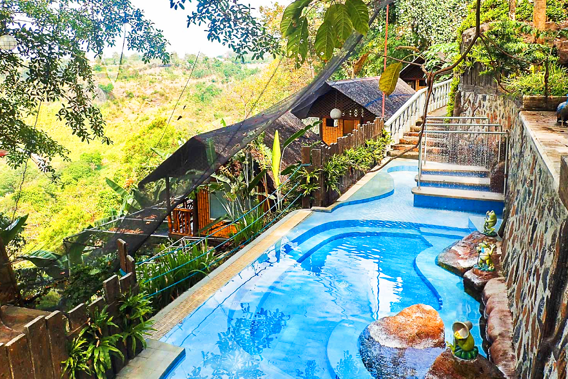 Luljetta's Hanging Gardens Spa Day Pass - Newest Treatment Promo