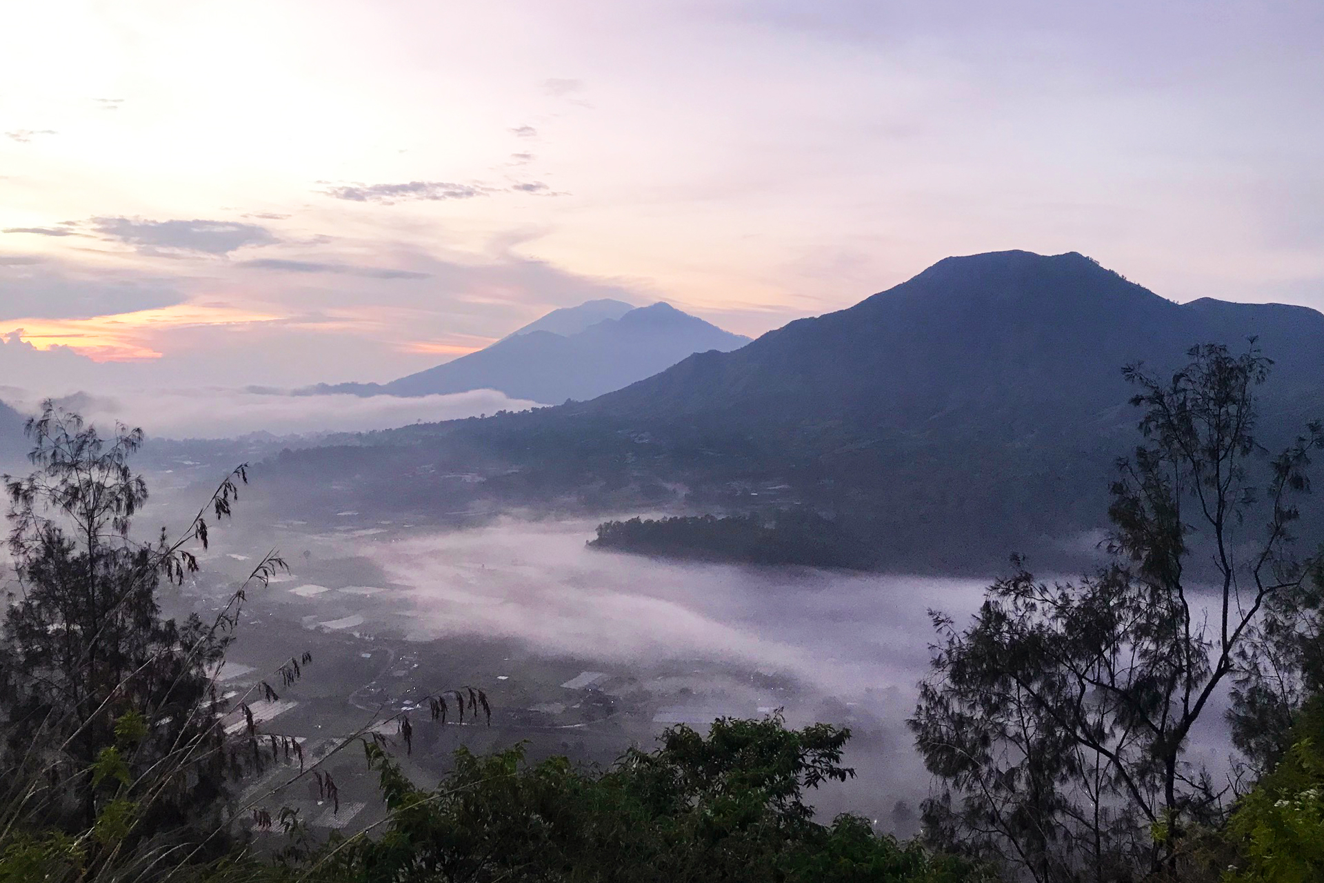 Sunrise Tour Negeri Diatas Awan by Bali Yowana Tour Diskon 50% Paket Tur