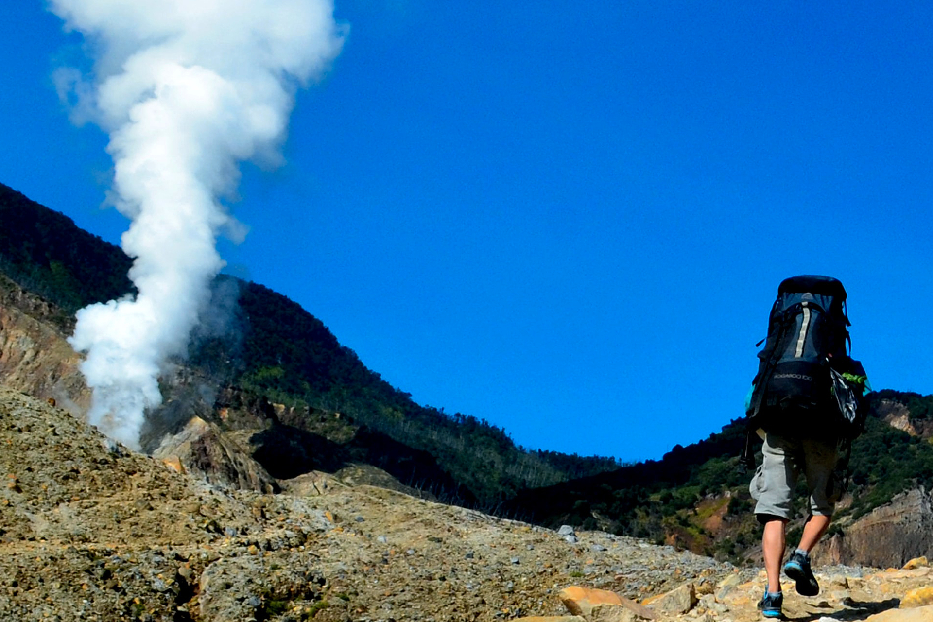 Paket Open Trip Gunung Papandayan by Kopdar Trip Indonesia 50% Off Tour ...