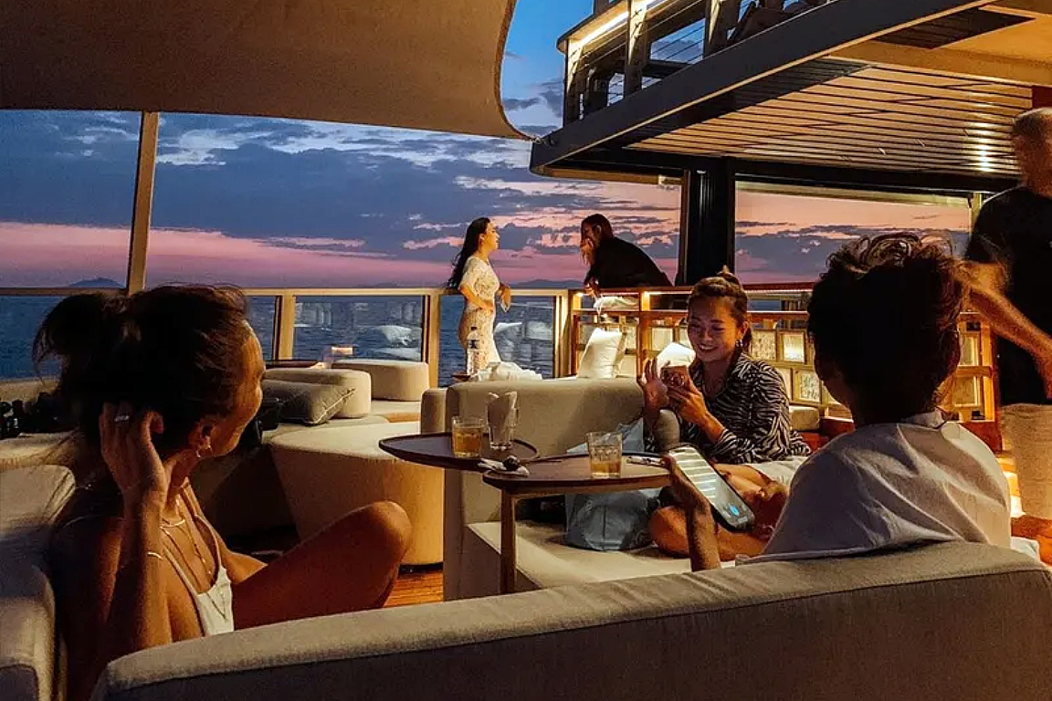 Lako Sae Sunset Dinner Cruise operated by AYANA Harga Promo Terbaru