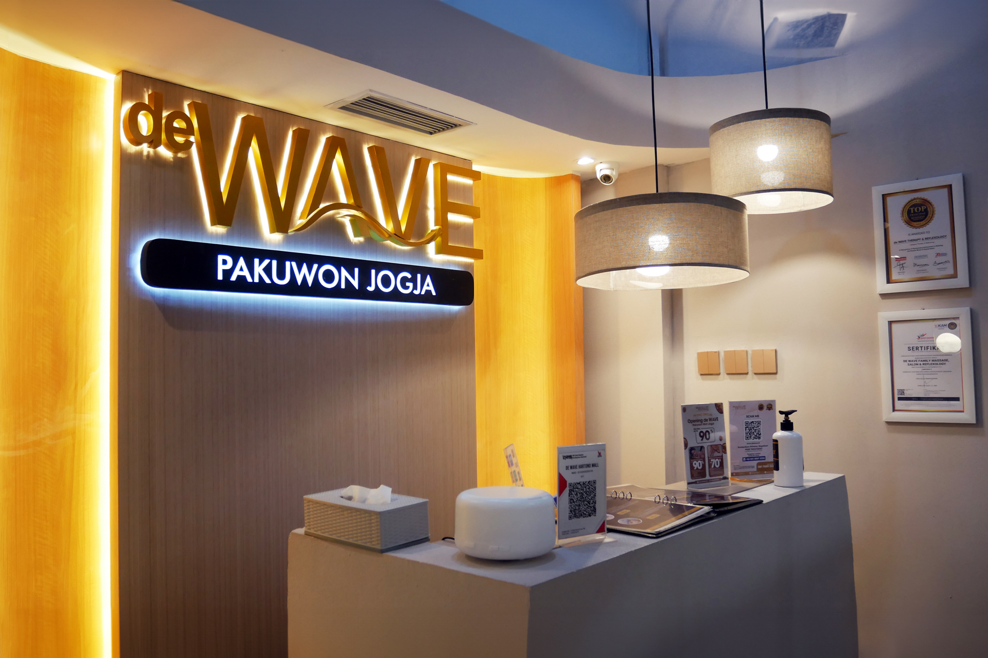 DE WAVE Massage & Reflexology HARTONO MALL - Promo Treatment Terbaru