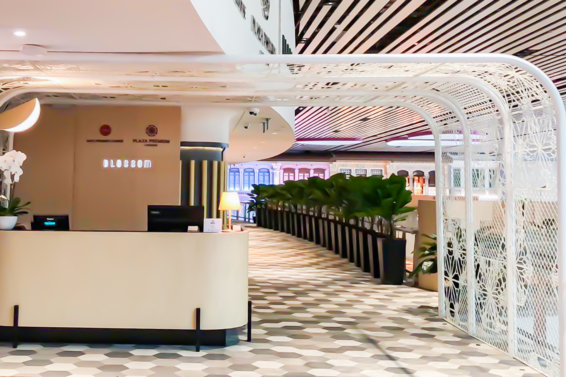 Tiket Singapore Changi Airport BLOSSOM - SATS & Plaza Premium Lounge at ...