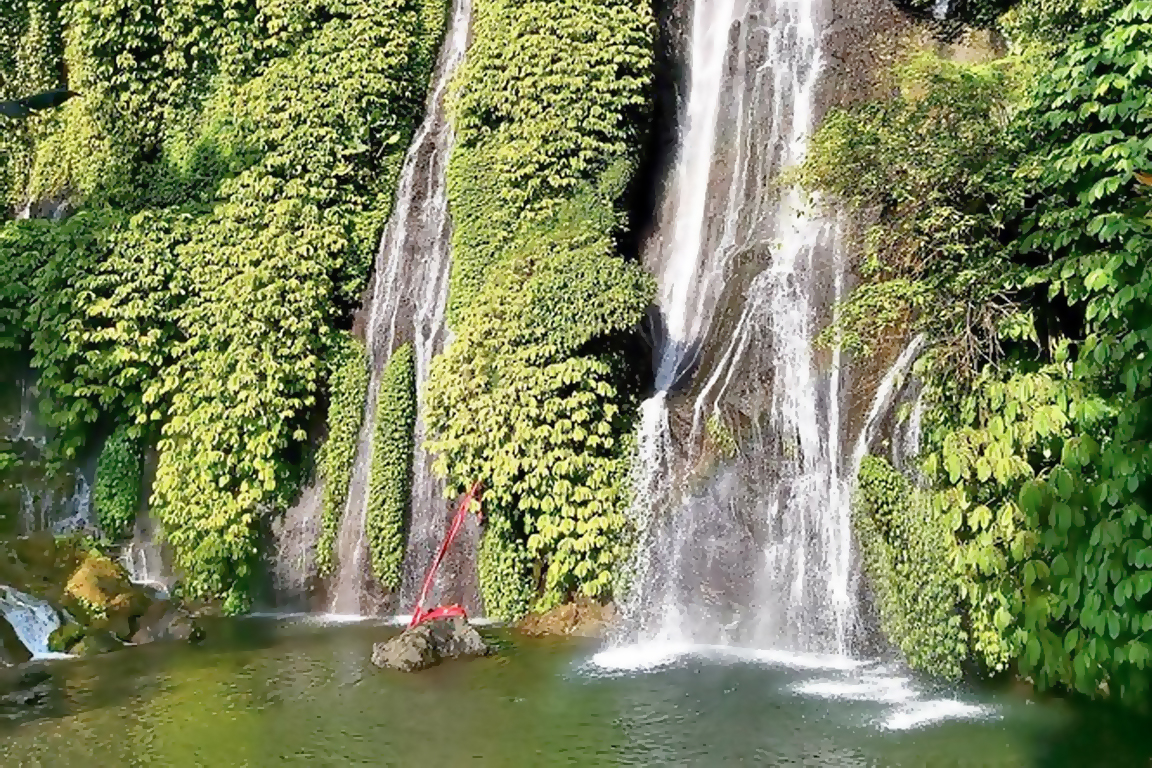 Private Full-Day Tour of Hidden Waterfalls in Bali Diskon 50% Paket Tur