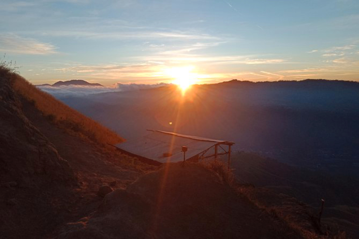 Mount Batur Sunset Trekking - Bali Trekking Packages 2022 (All ...