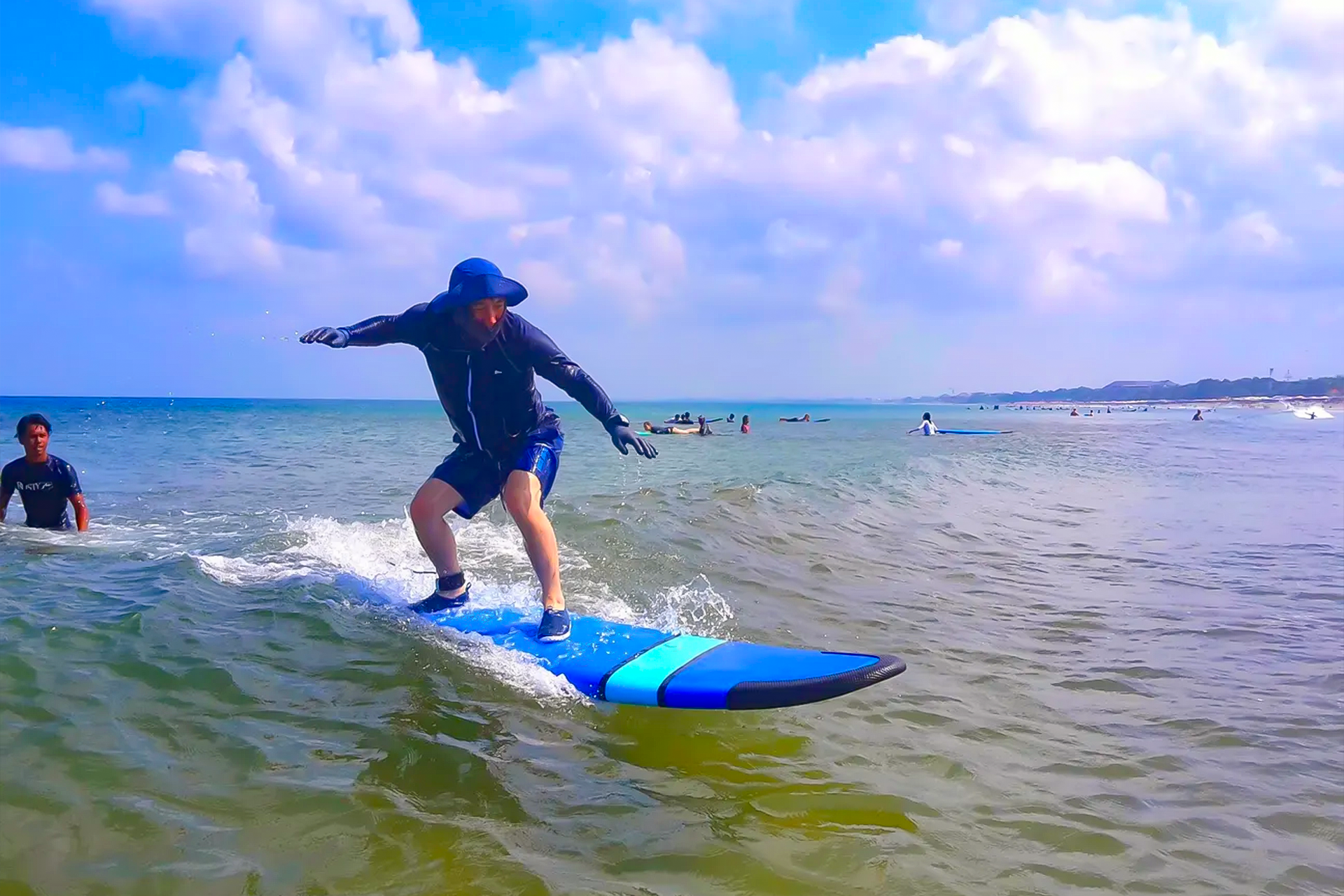 Paket Surfing Lesson at Legian Beach by 7Surf Bali - Harga Promo Terbaru