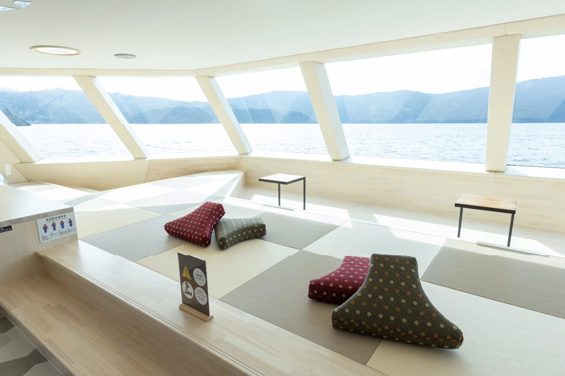 Hakone Lake Ashinoko pleasure boat round trip(Hakone) Diskon 50% Harga ...