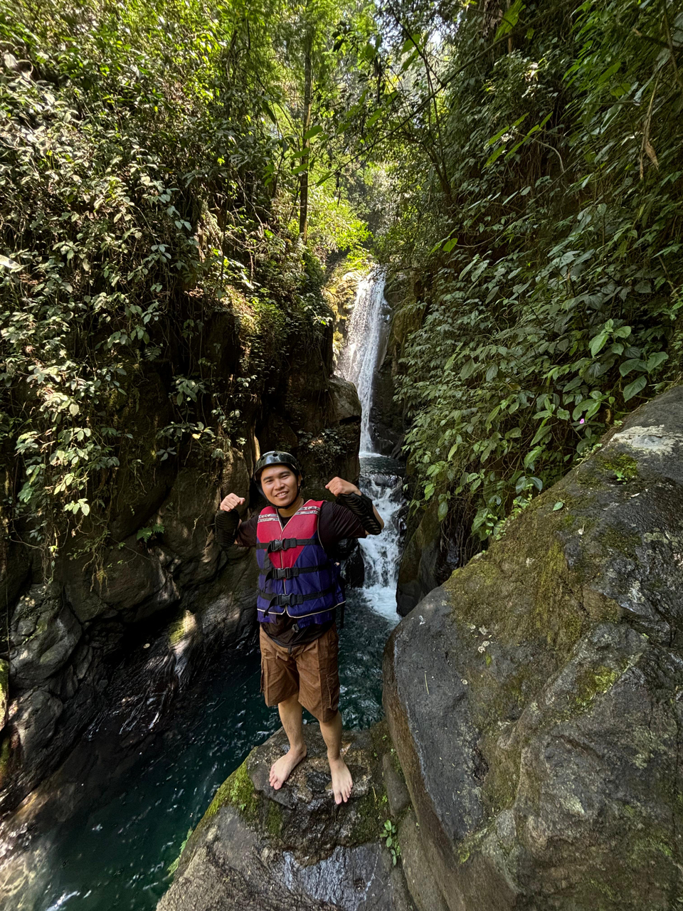 Tiket Curug Naga Tour by Travel Buddies Harga Promo - tiket.com