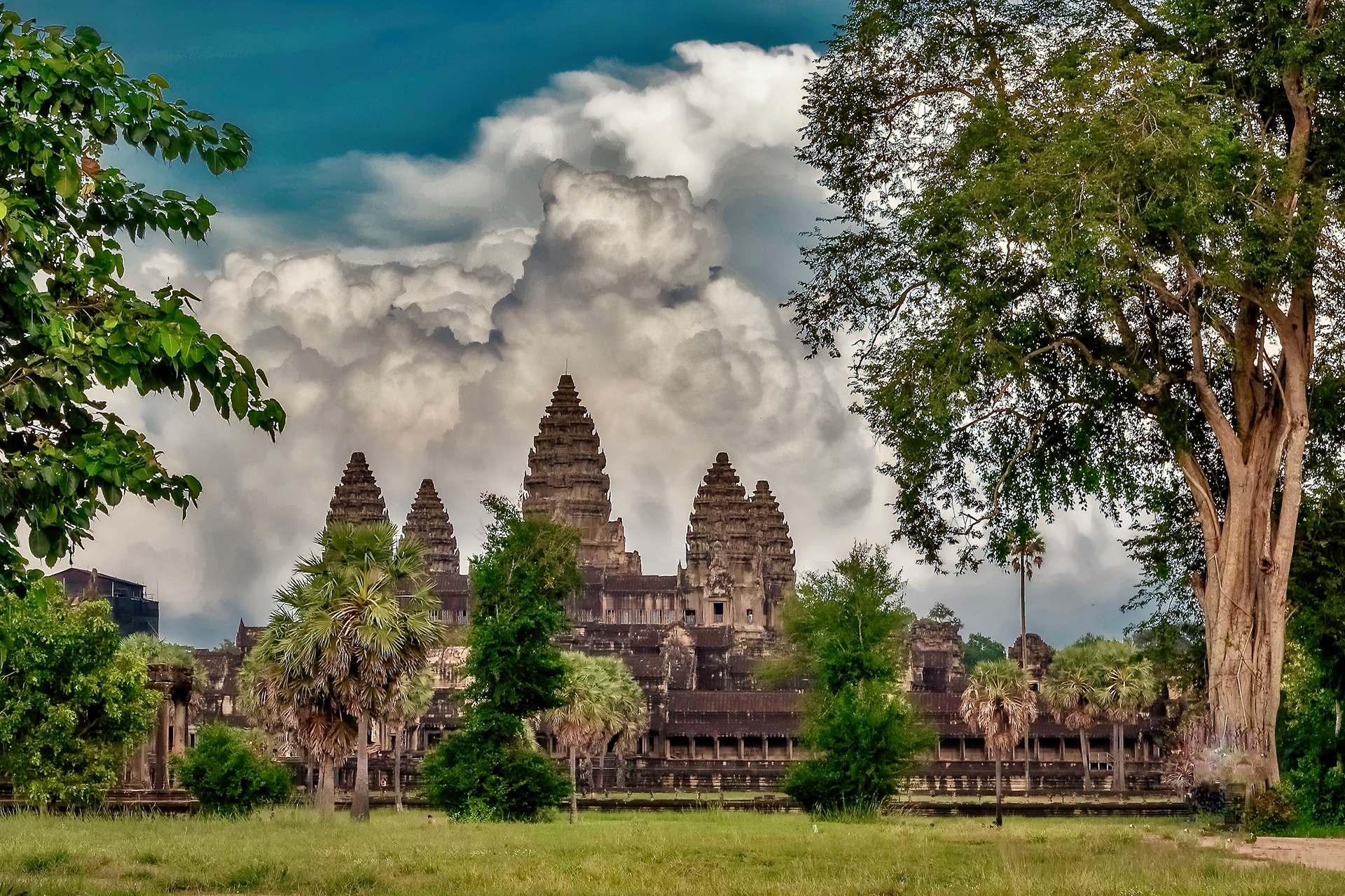 Get Ticket eSIM Cambodia by Sim Go King Promo Prices - tiket.com