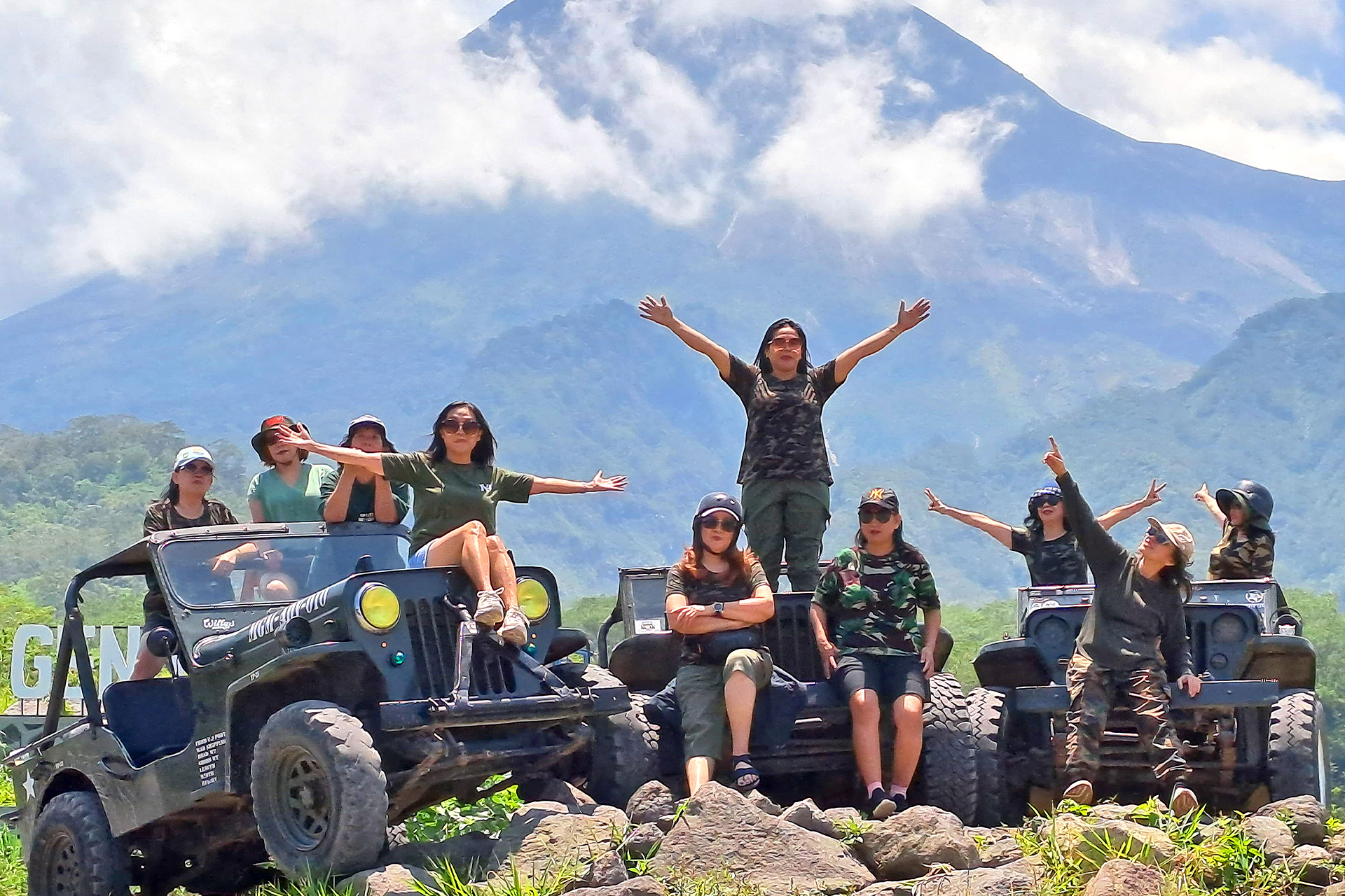 Get Ticket Jeep Merapi Lava Tour by MGM Adventure Promo Prices - tiket.com