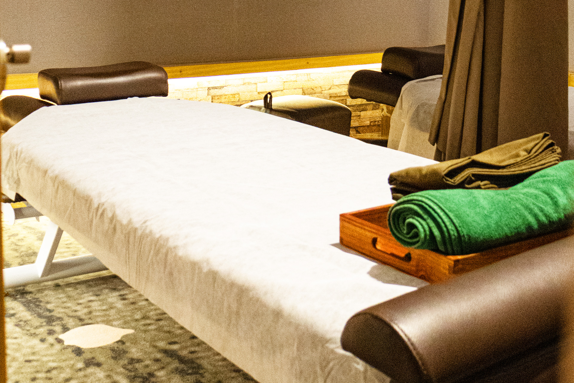 Kokuo Family Massage & Reflexology - Senayan City - Newest Treatment Promo